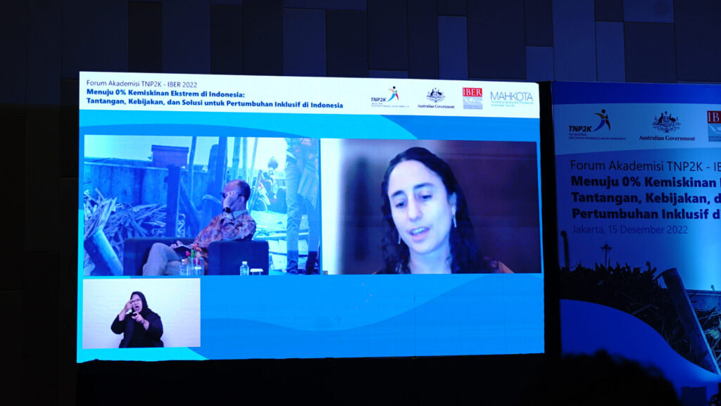 Profesor Harvard: Peran Akademisi dalam Mendukung Program Percepatan Penghapusan Kemiskinan ...